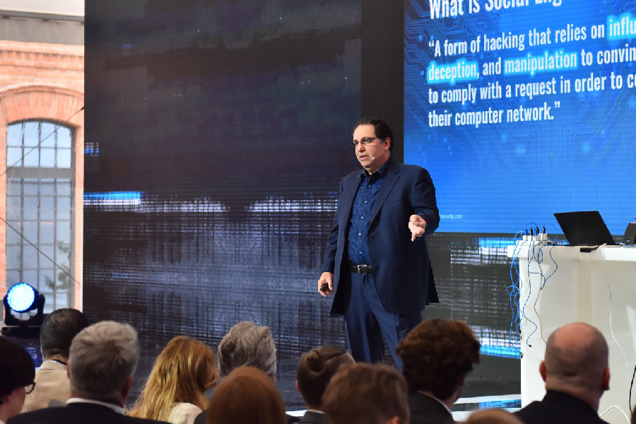 How a Cybersecurity Speaker Can Provide Value in 2021